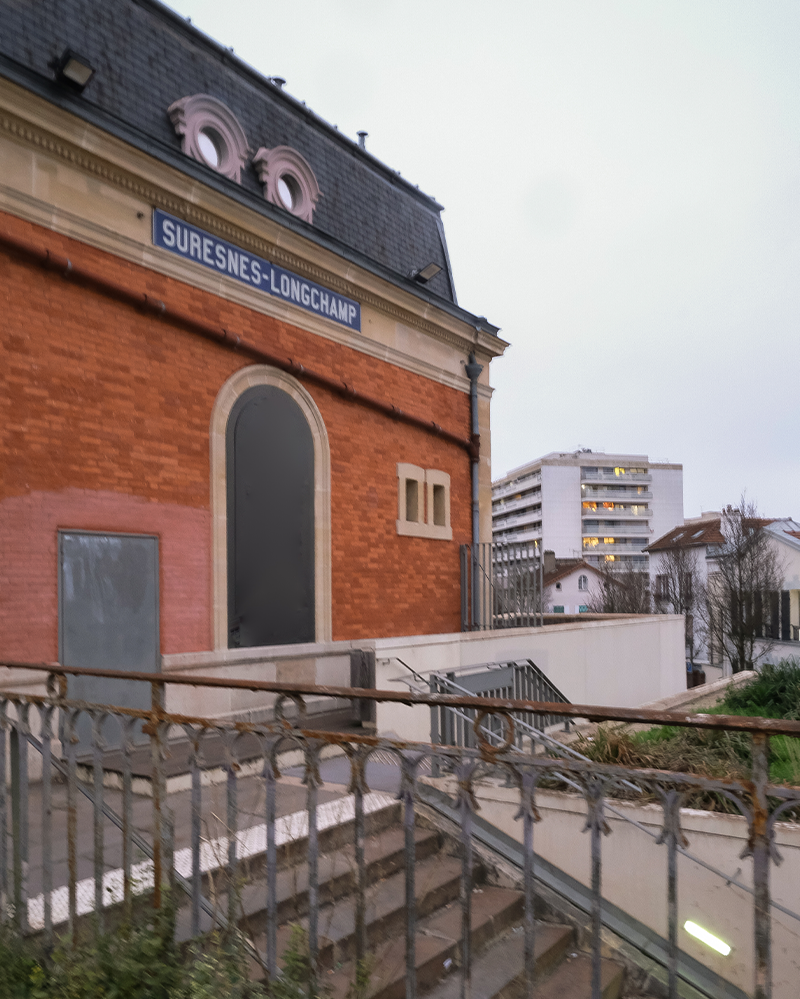 SURESNES - PARIS-ALENTOURS - ARCHIK